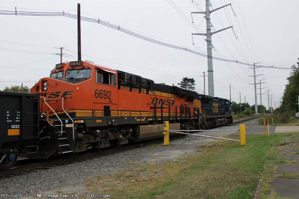 BNSF 6692